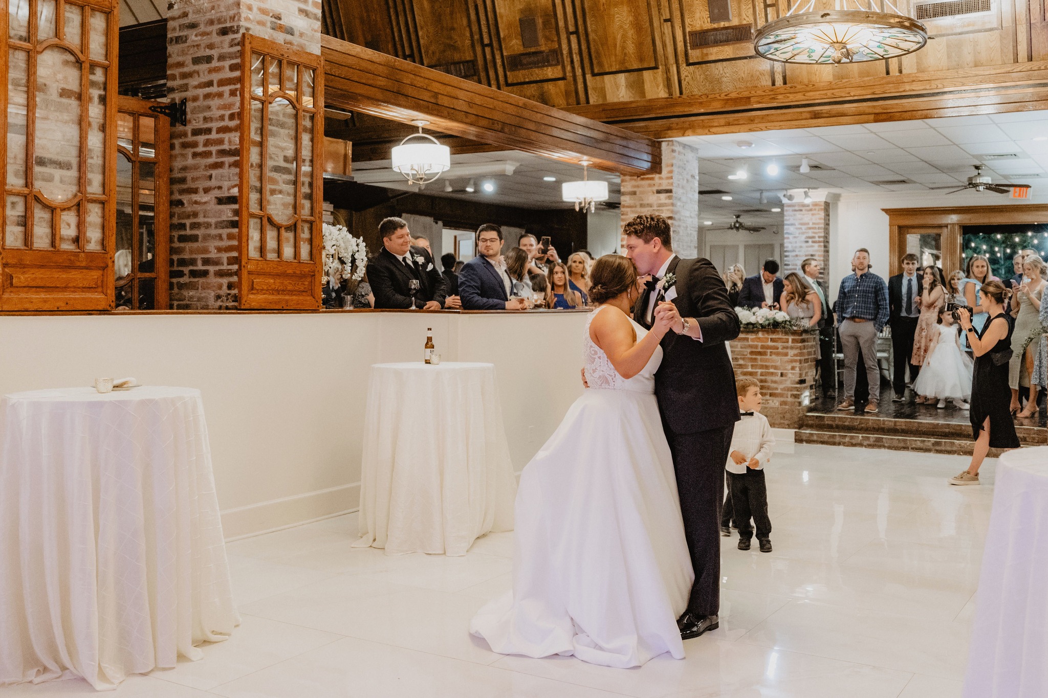 Baton Rouge Wedding Receptions & Events | Oak Lodge & Parc 73