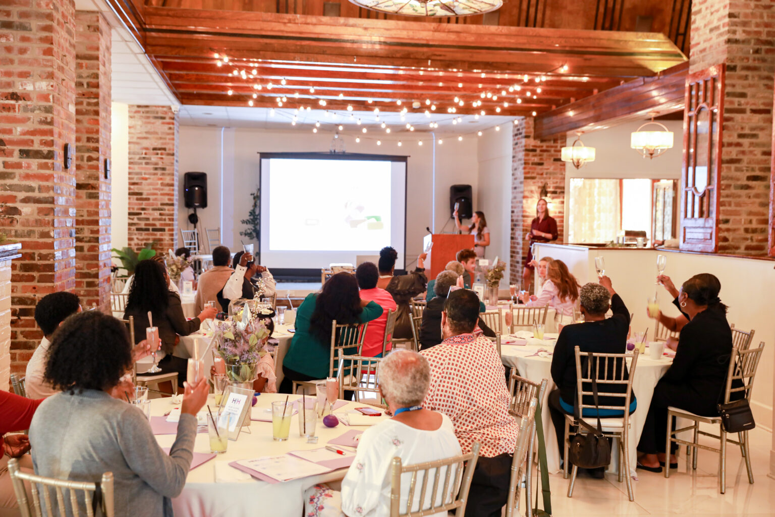 Baton Rouge Wedding Receptions & Events | Oak Lodge & Parc 73