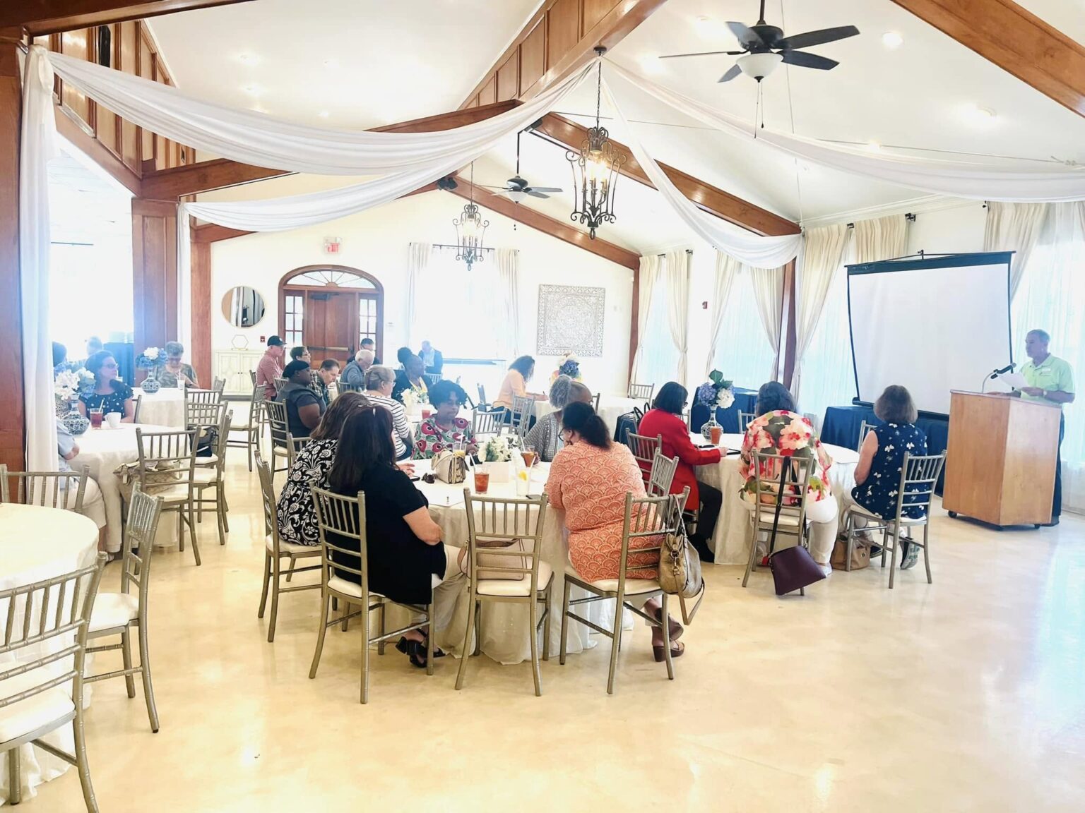 Baton Rouge Wedding Receptions & Events | Oak Lodge & Parc 73